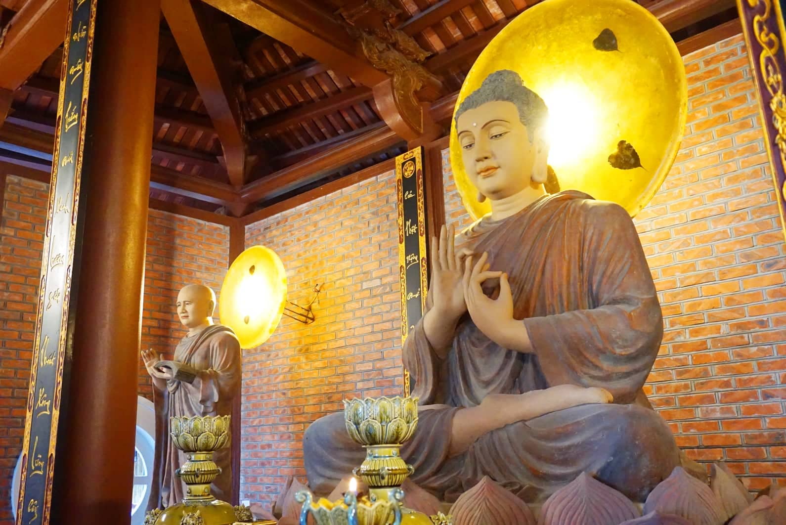 The Meaning of Right View in Buddhism - LotusBuddhas