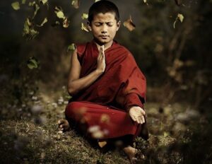 The Heart Sutra: Meaning and Benefits - LotusBuddhas