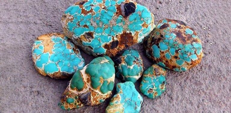 Turquoise Stone: Meaning and Benefits in Feng Shui